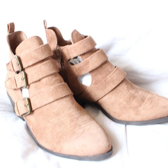 Universal Thread | Shoes | Universal Thread Womens Brown Cowboy Ankle ...